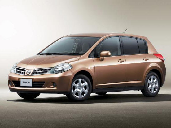 Nissan Tiida/Versa - Aniversare