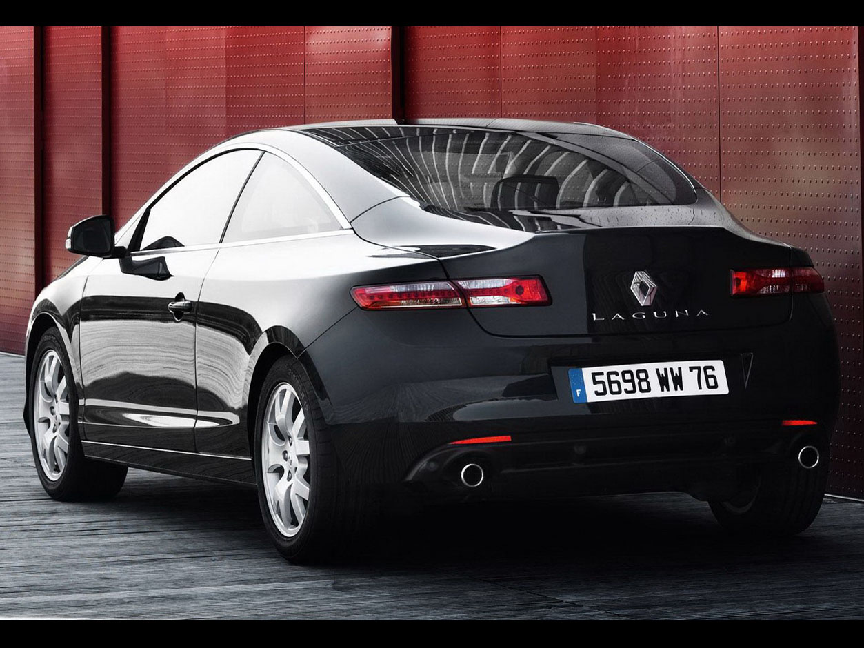 Renault Laguna Coupe Black Edition | Promotor