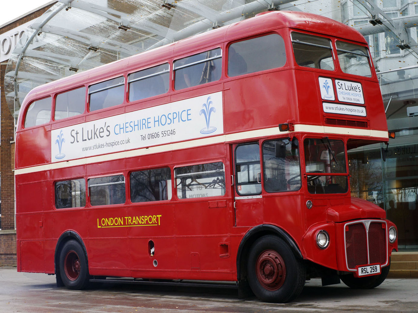bentley-double-decker-london-bus
