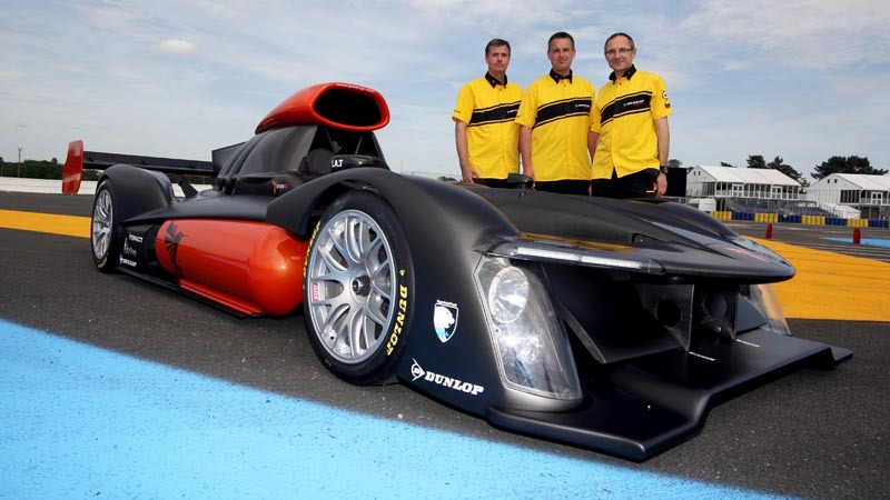 GreenGT H2, încălţat cu anvelope Dunlop, ia startul în cursa de 24H de ...