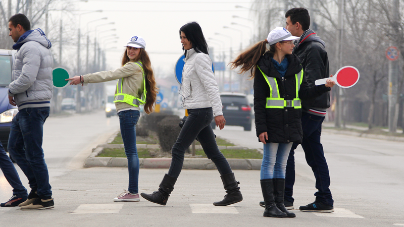 TEST: ţi-ai mai lua carnetul auto astăzi? Chestionar auto pentru Codul ...