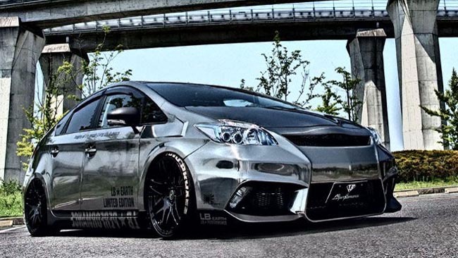 Dovada că tuningul pe maşini hibride poate fi reuşit: Prius by LB ...