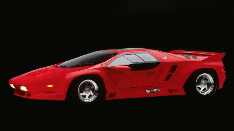 Vector W8 - supercarul american care a băgat spaima în Ferrari ...