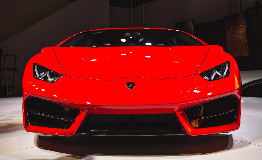 GALERIE FOTO Noul Lamborghini Huracan LP 580-2 e impresionant