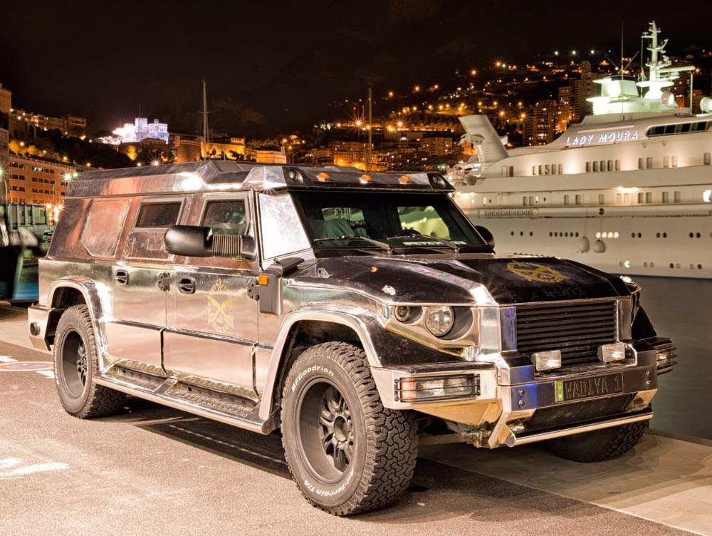 [VIDEO] "Luxul de pe Rolls va fi de c***t" ... spune unul dintre ...