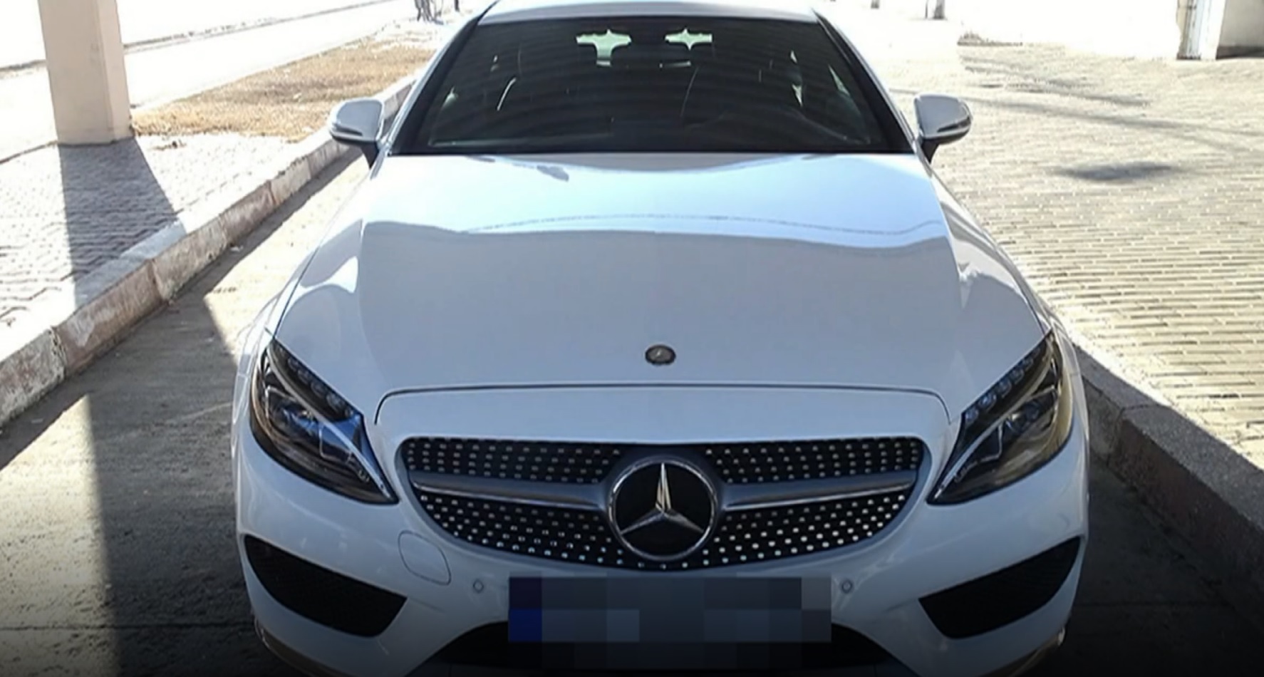 Numărul autovehiculelor furate, descoperite de poliţiştii de frontieră ...