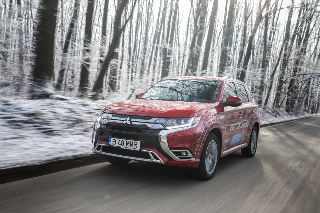 Mitsubishi Outlander PHEV - Test drive cu cel mai bine vândut SUV ...