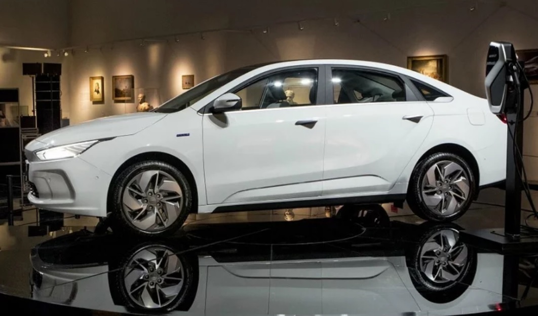 Geely lansează un brand premium de maşini electrice