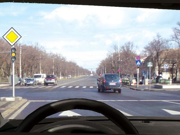 Teste Auto DRPCIV 2019. Tu ai mai lua carnetul auto astăzi?