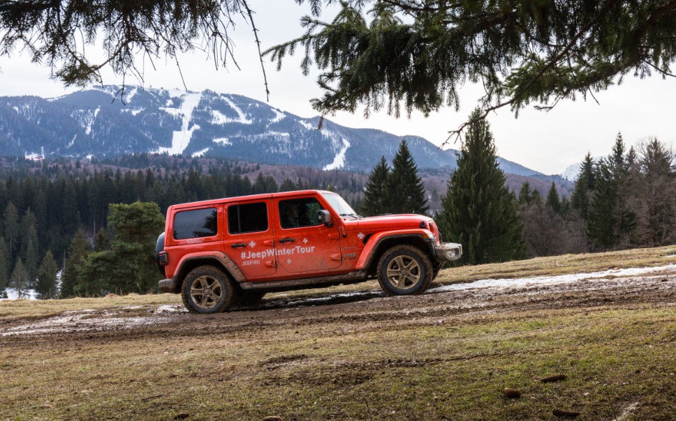 Test drive Jeep Wrangler 2.2 CRD Sahara - Cel mai cunoscut model Jeep a ...