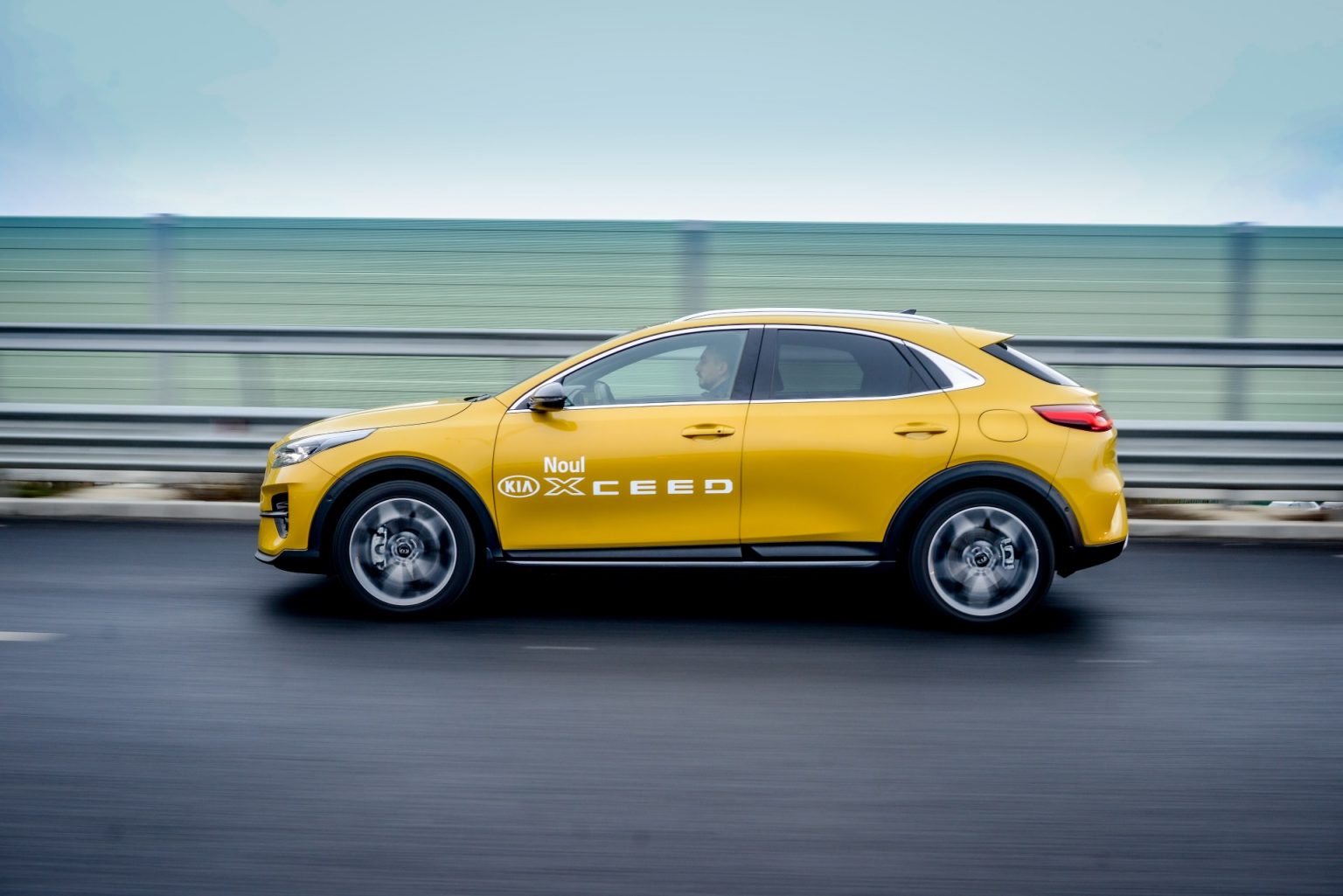 Test drive Kia XCeed - Familia Ceed face un pariu îndrăzneț cu noul ...