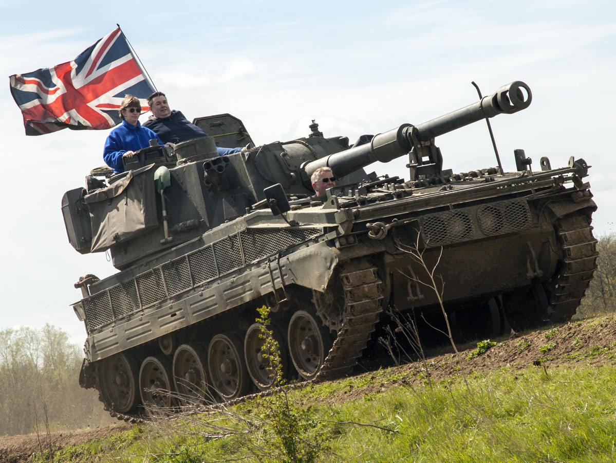 Cât costă, de fapt, un tanc second-hand folosit de armată