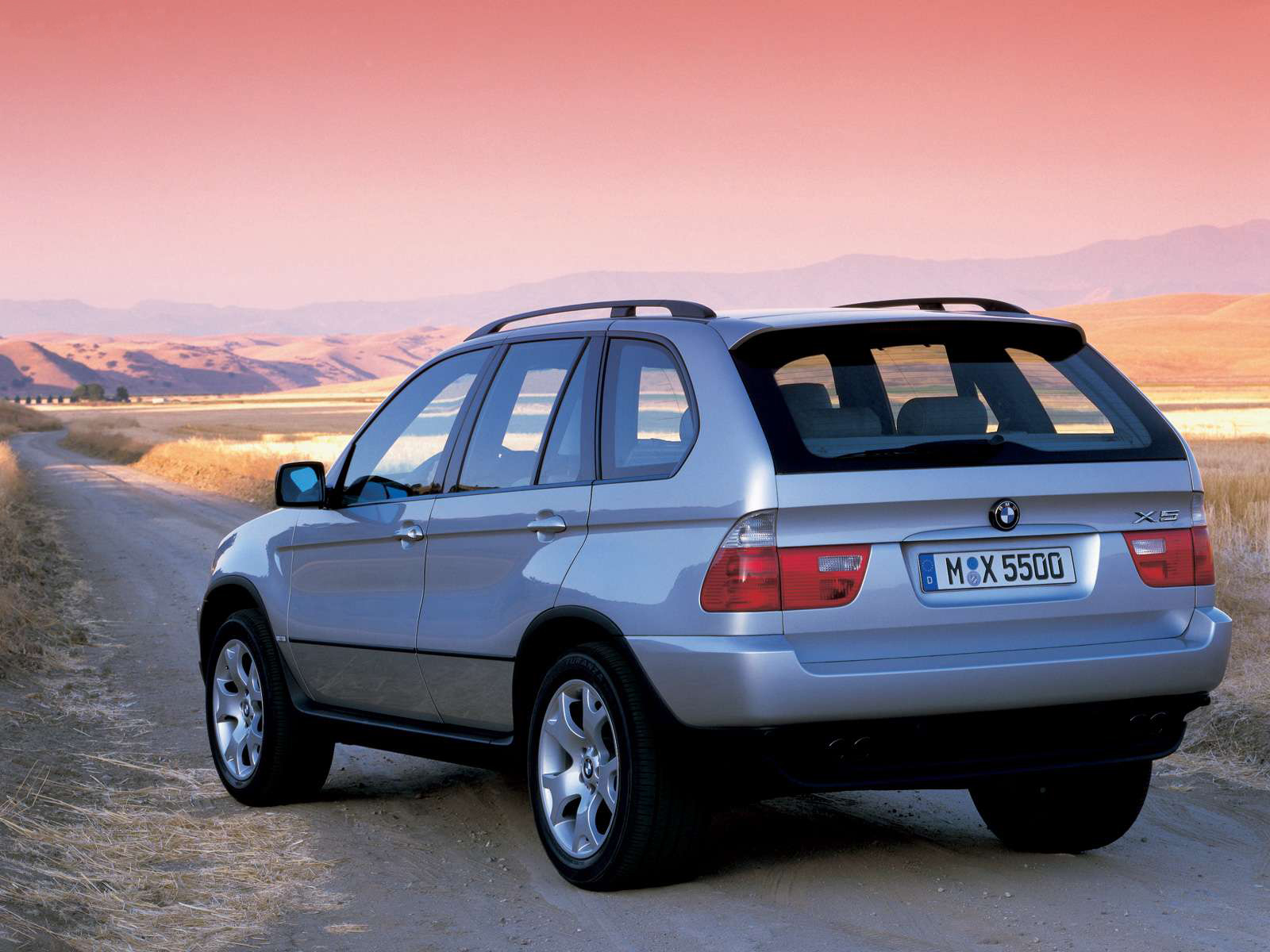 Top 6 SUV-uri care costă sub 6000 de euro. Modele ideale pentru cei ce ...