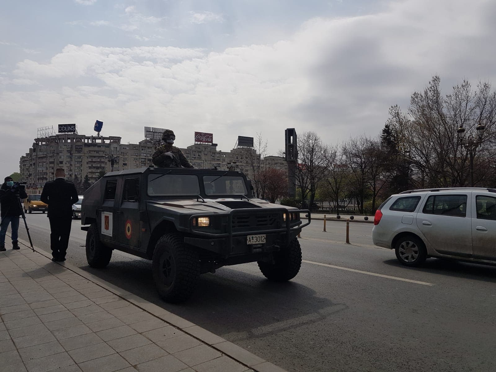Cât costă, de fapt, un Humvee al Armatei Române, ca acelea pe care le ...