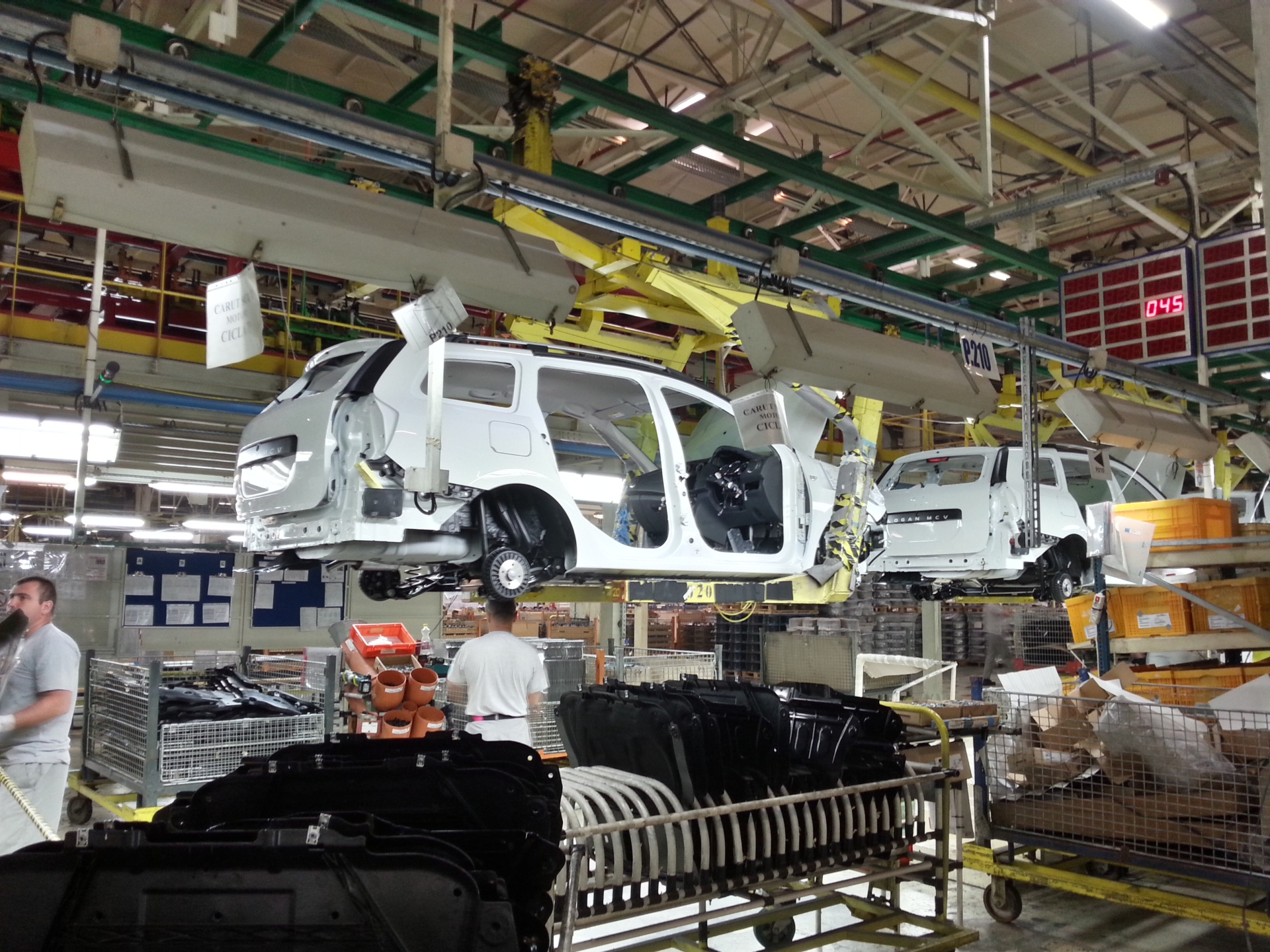 Dacia a făcut anunțul așteptat: când se reia producția la Mioveni