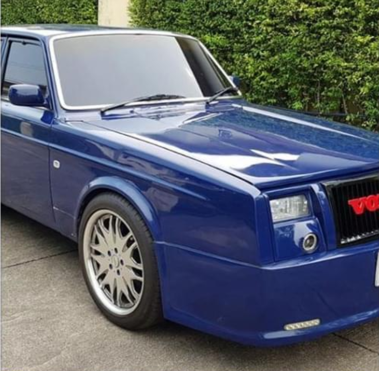 Volvo cu trăsături de Rolls-Royce. Tuning made in Orientul Mijlociu ...