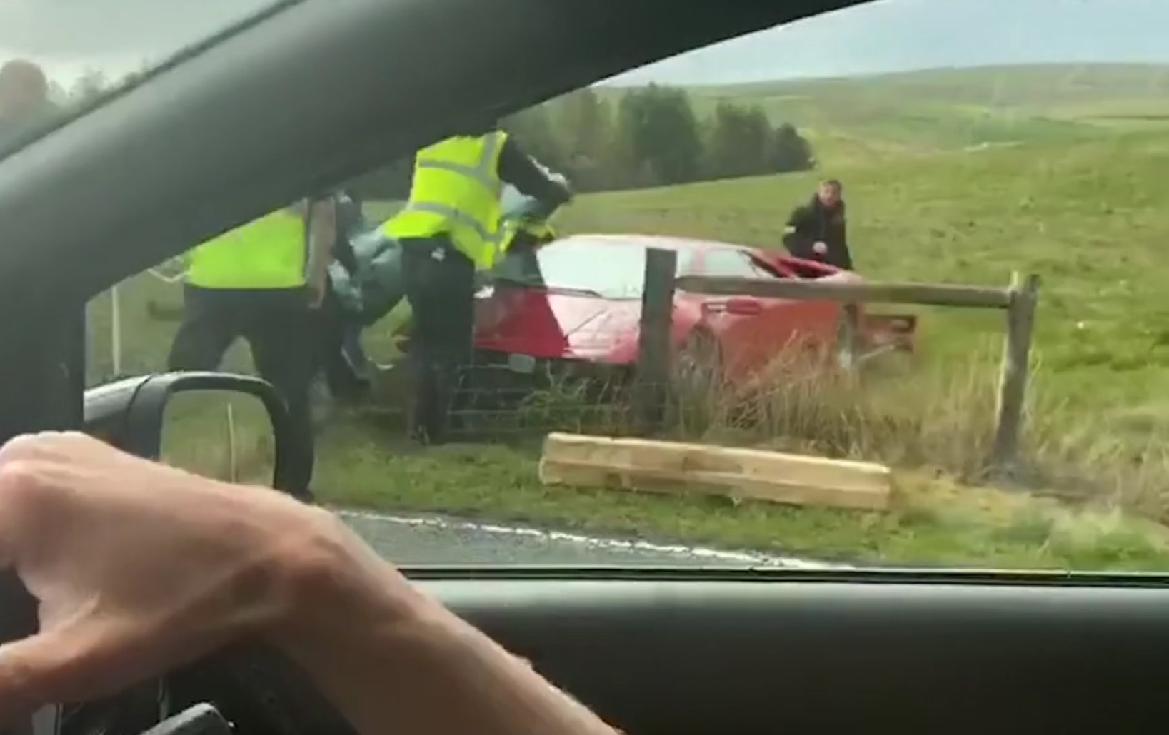 Un prezentator Top Gear a fost implicat într-un accident în timpul ...