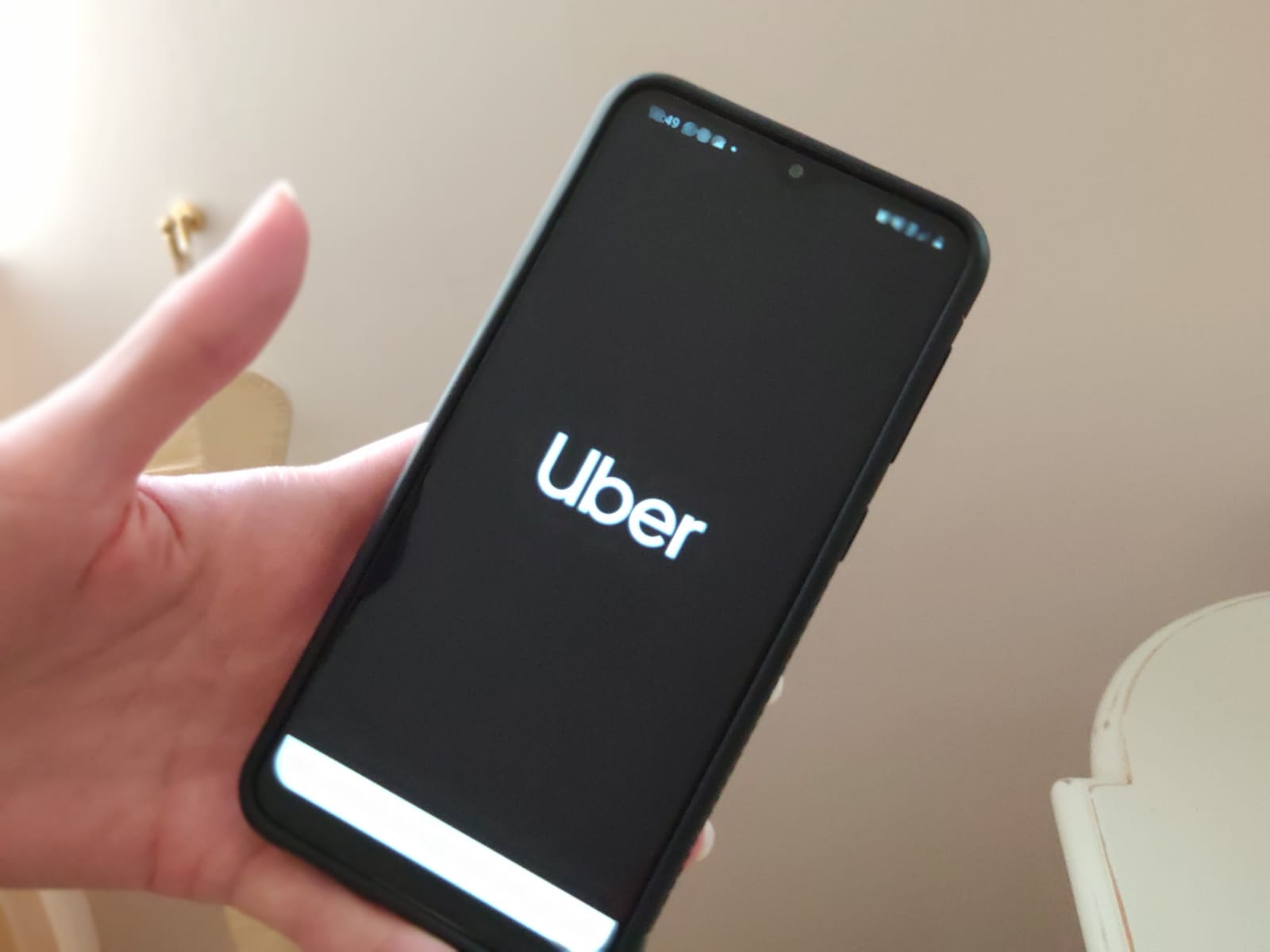 Rețeaua de taxiuri autonome se extinde tot mai mult în Europa. Uber ...