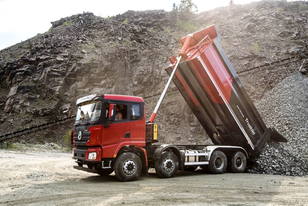 Cât de bine se vinde camionul românesc Truston produs la Baia Mare