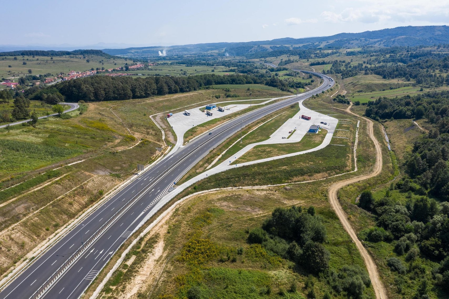 Câți kilometri de autostradă s-au construit în 2020 | Promotor