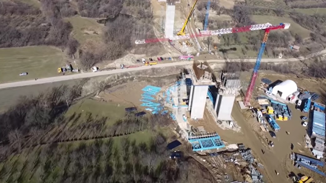 Autostrada A1 Sibiu-Pitești. Imagini cu cel mai spectaculos viaduct