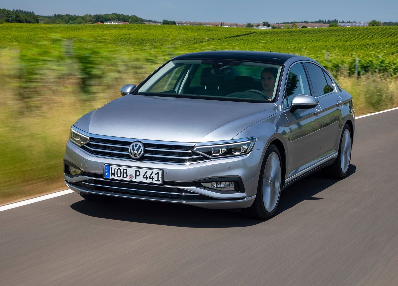 Volkswagen nu renunță la Passat, dar nici nu investește într-un model nou