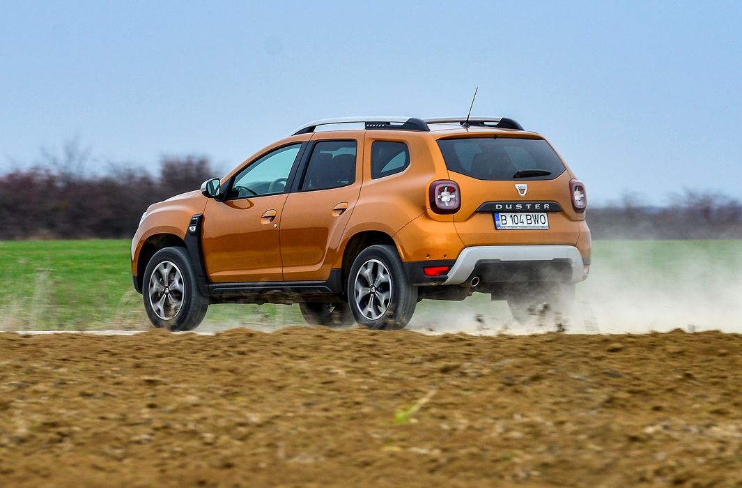 Gluma făcută de un șofer de Dacia Duster, de care râd mii de oameni