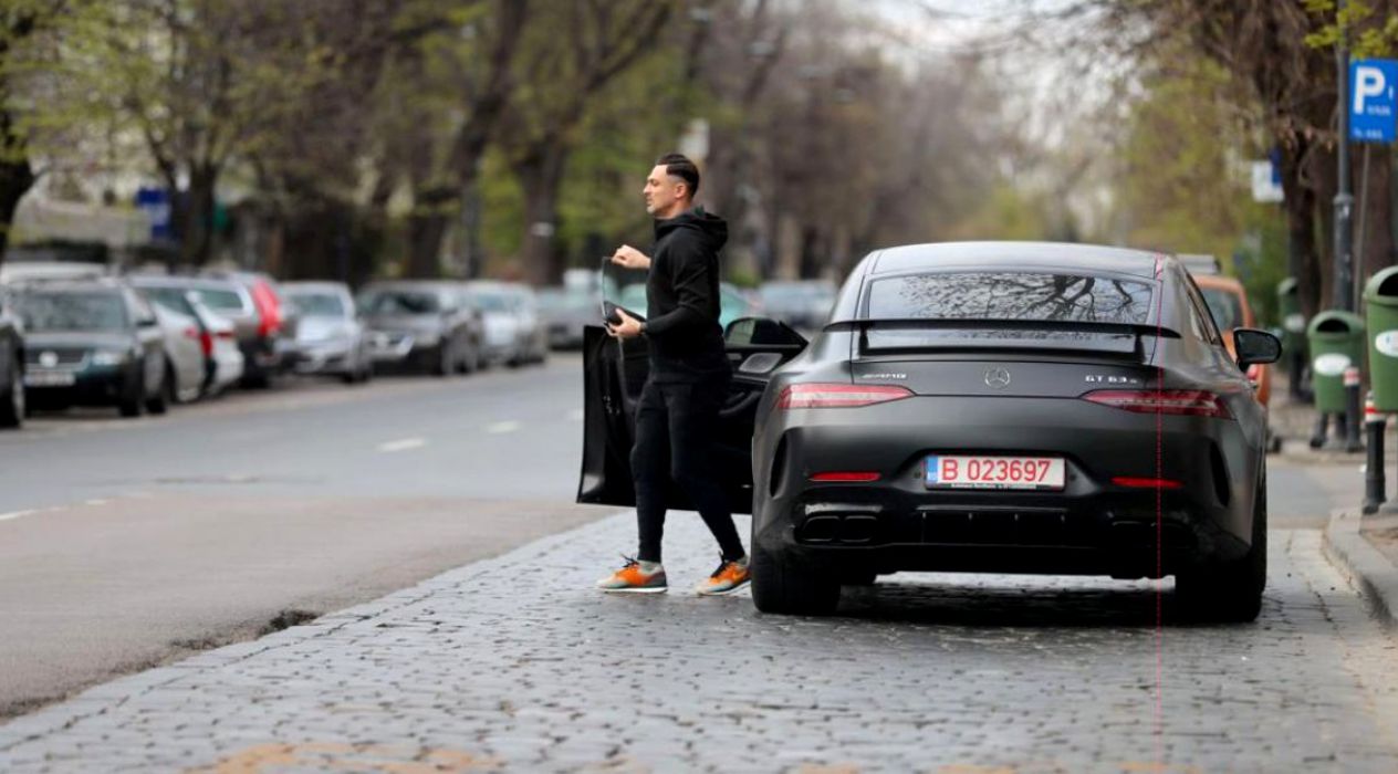 Top 5 oameni din fotbalul românesc care au cele mai tari mașini