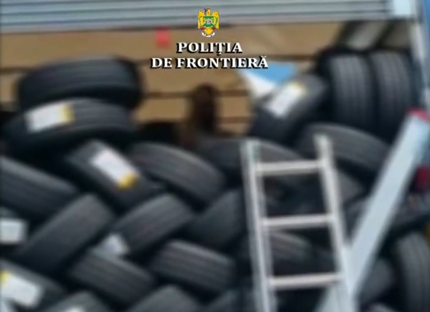 Tânăr afgan, descoperit fără cunoştință în remorca unui TIR ce ...