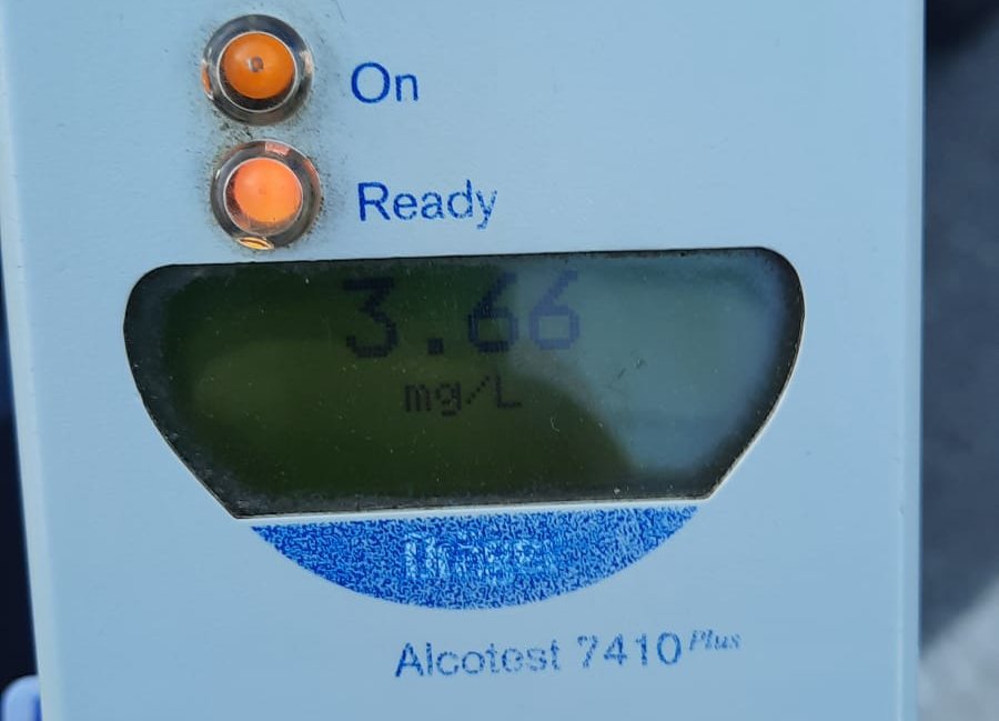 Un nou record de alcoolemie la volan. Omul încă stătea în picioare! Un nou record de alcoolemie la volan. Omul încă stătea în picioare!