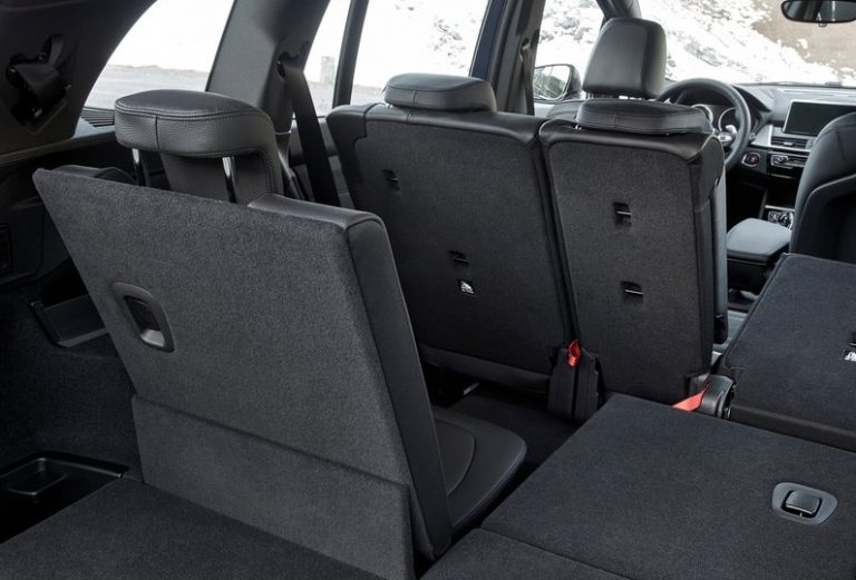 Top 7 mașini cu 7 locuri: Confortabile, fiabile și economice