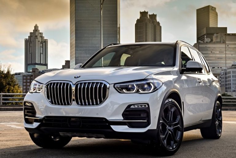 Top 7 mașini cu 7 locuri: Confortabile, fiabile și economice