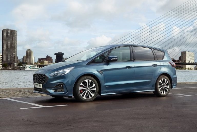 Top 7 mașini cu 7 locuri: Confortabile, fiabile și economice