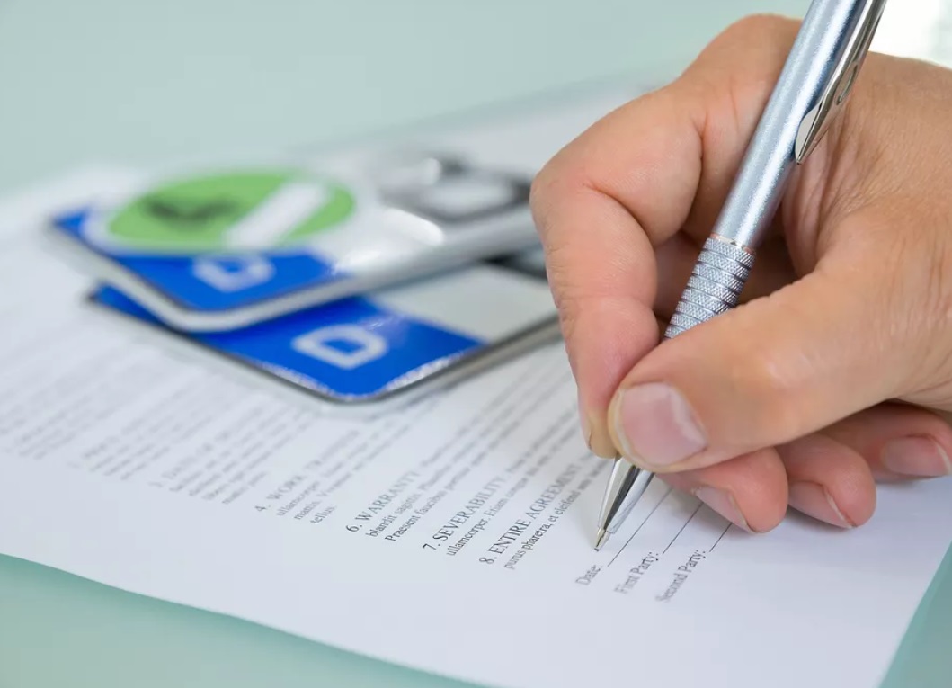 Când se face radierea auto din oficiu? Ce acte trebuie să depună ...