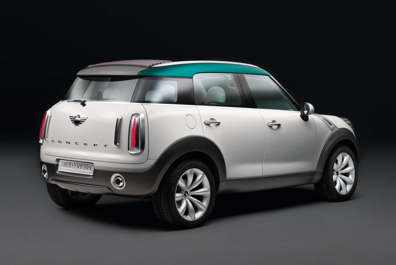 MINI pregătește un crossover electric complet nou. Debutul s-ar putea ...