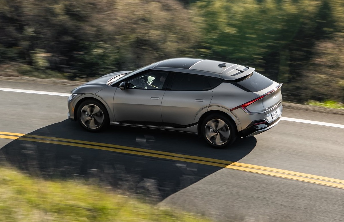 Crossover-ul 100% electric KIA EV6 a primit cinci stele la Euro NCAP