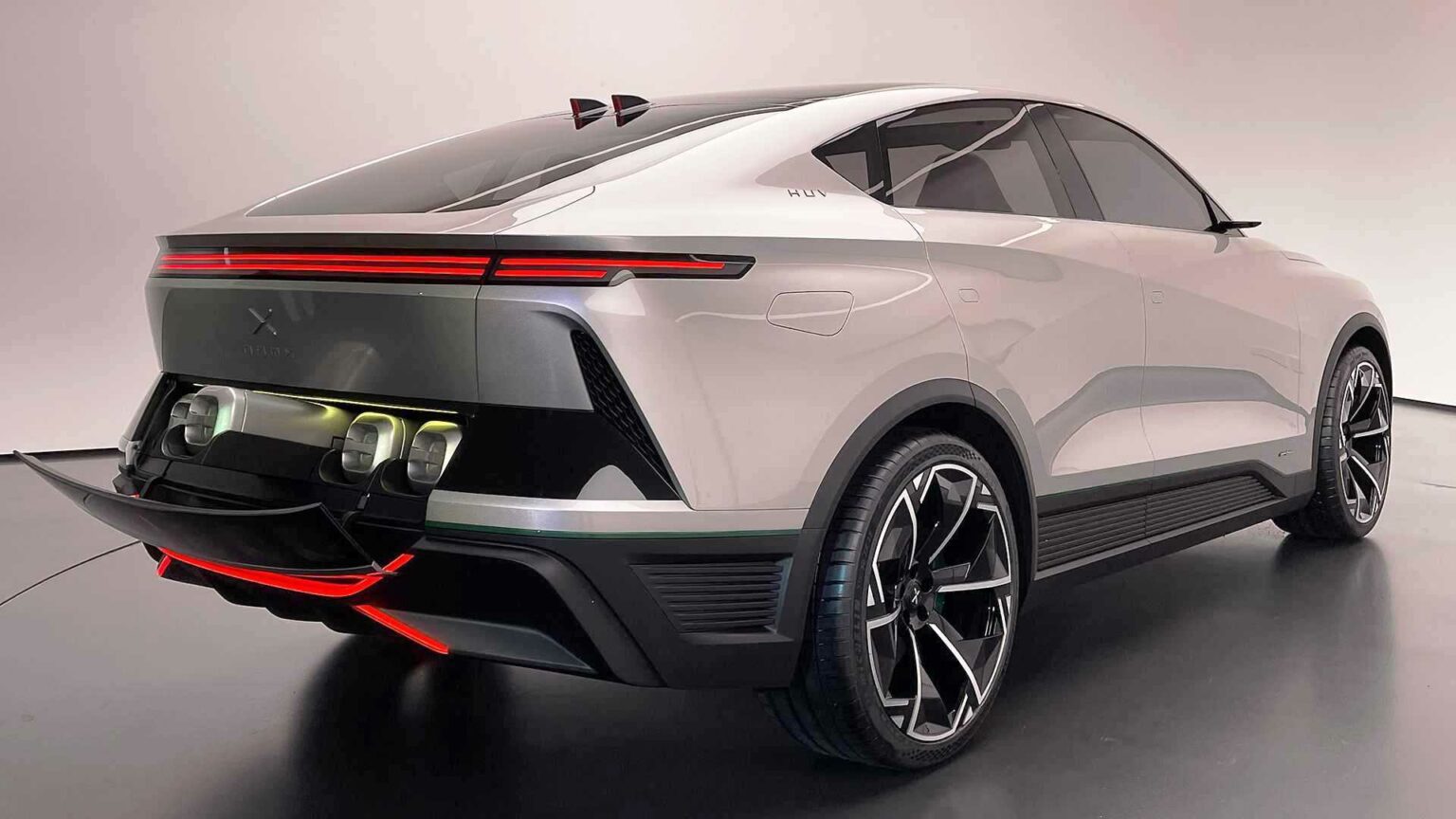 NamX prezintă un concept alimentat cu hidrogen care oferă o autonomie ...