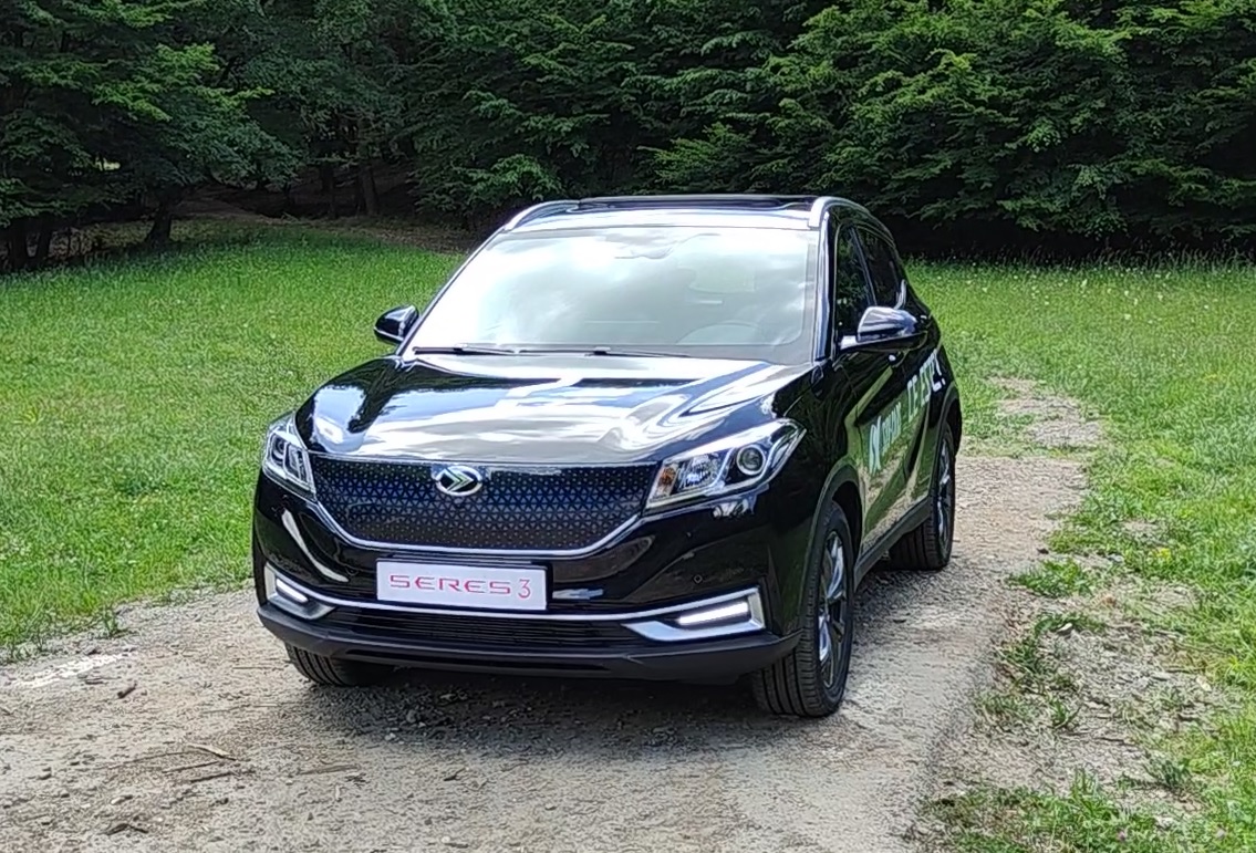 Walkaround cu SERES 3 EV, un SUV 100% electric