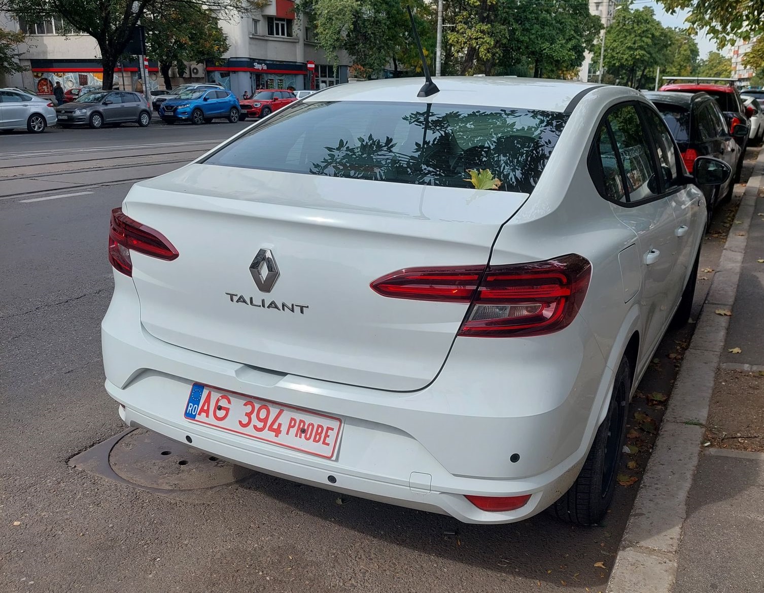 Renault Taliant, Loganul turcesc, fotografiat în probe la București