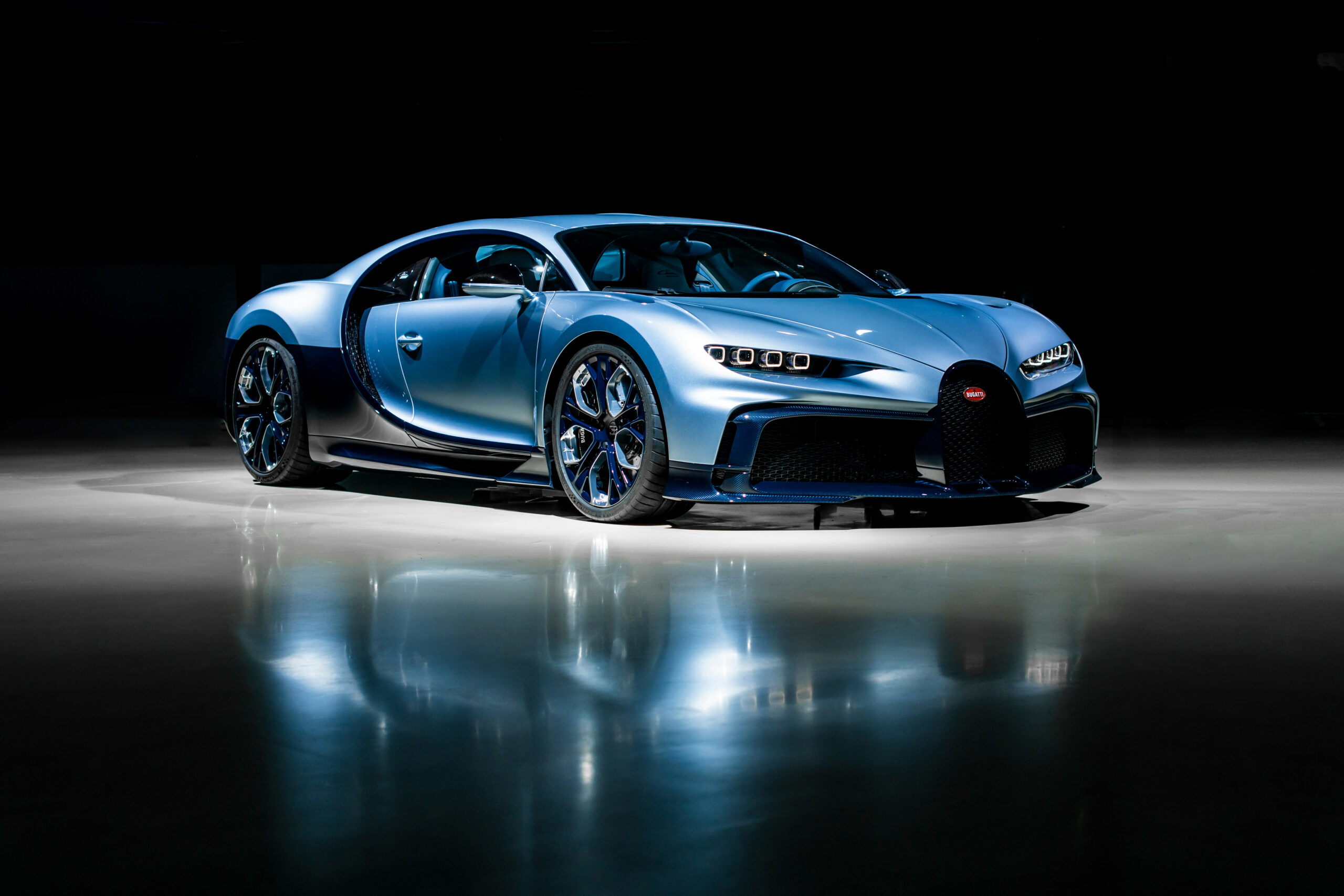 Bugatti a dezvăluit noul Chiron Profileé. Mașina unicat va fi vândută ...