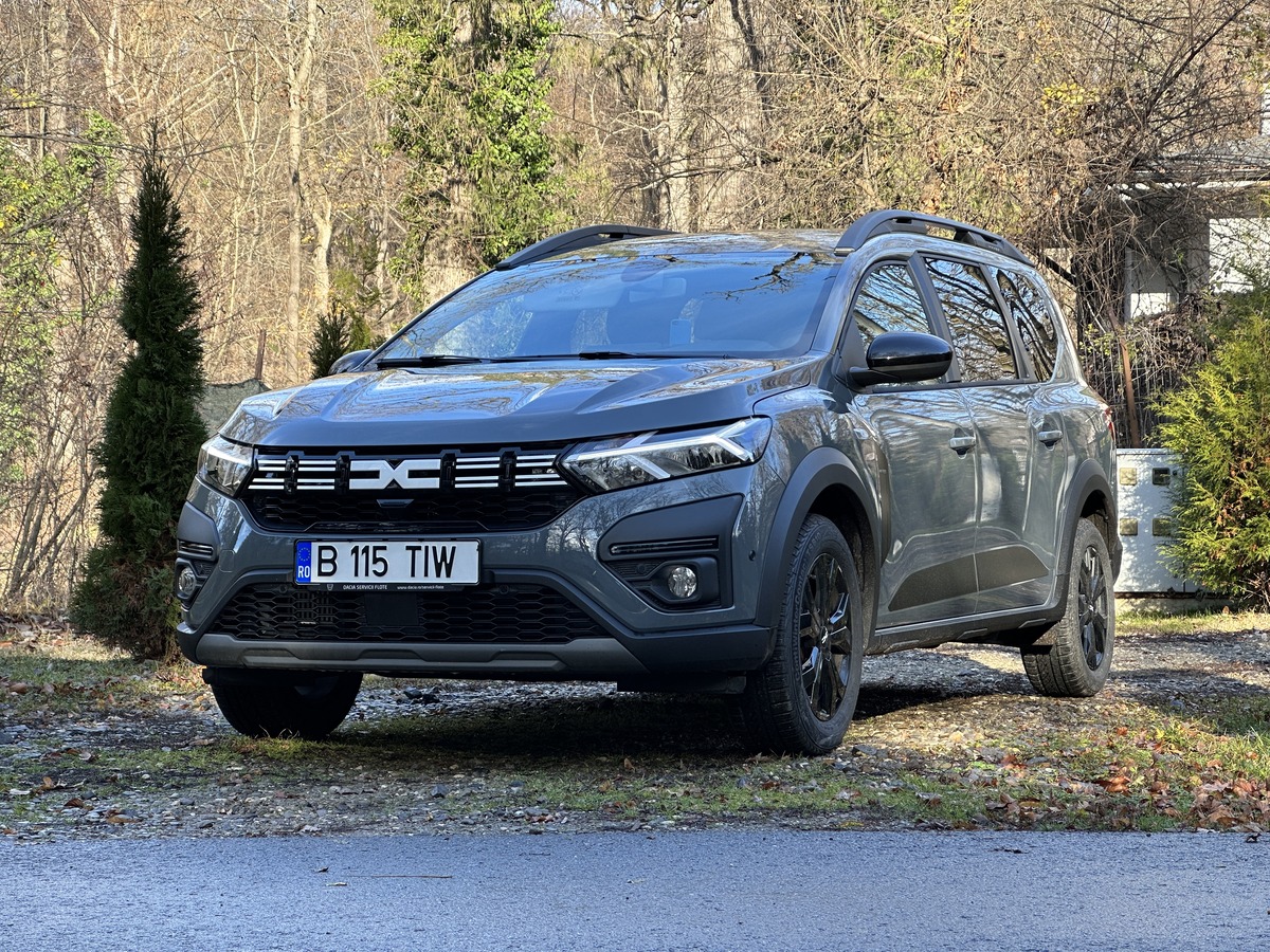 Dacia Jogger cu noua siglă - Cel mai spațios model din gama Dacia