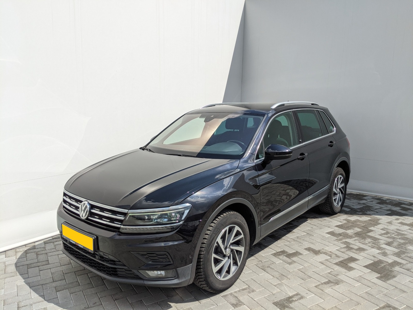 Cât costă în România un Volkswagen Tiguan din 2018 cu aproape 200.000 ...