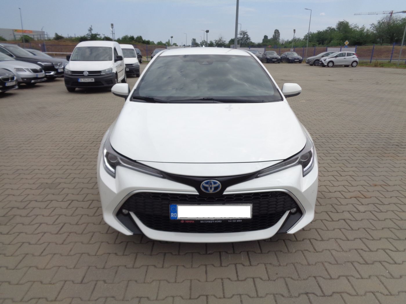 UniCredit Leasing vinde o Toyota Corolla second-hand. Cât valorează ...