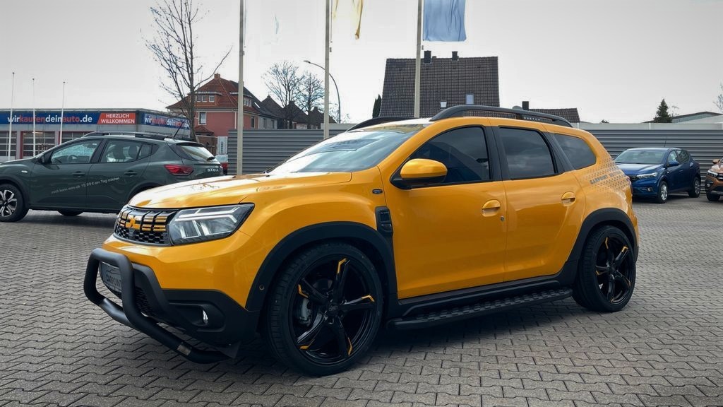 Cea mai frumoasă Dacia Duster de pe Mobile.de. Cât costă SUV-ul ...