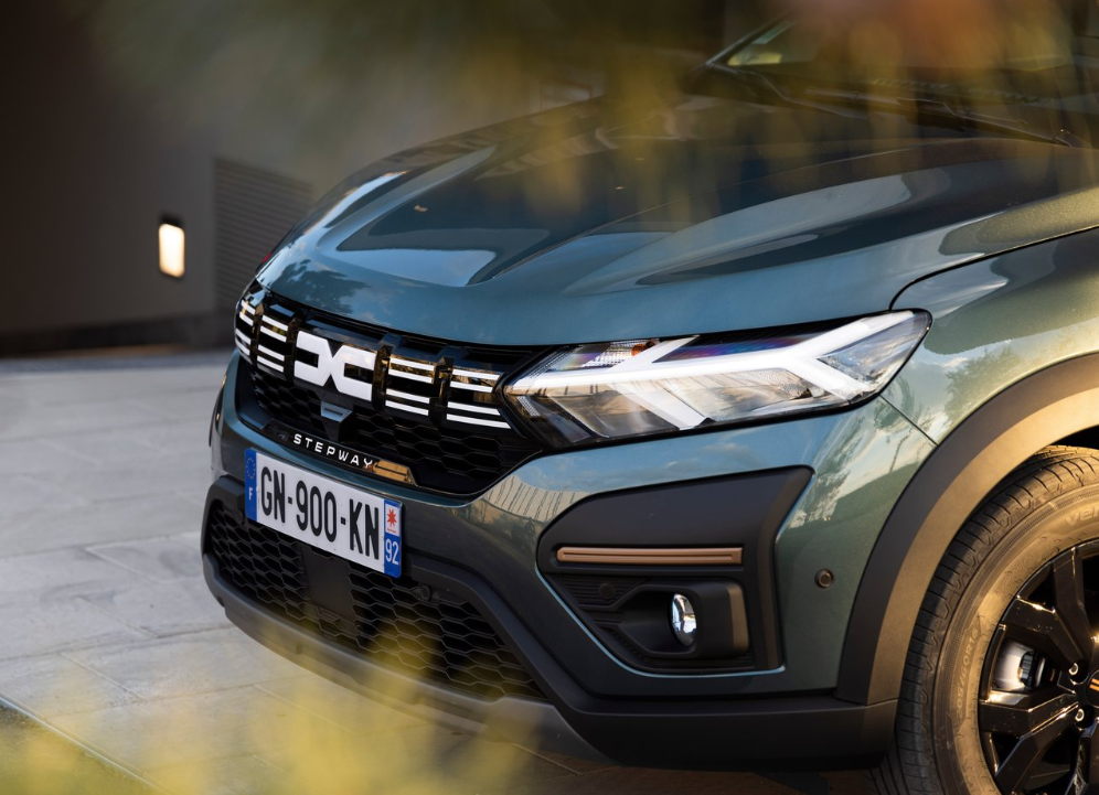Dacia pregătește un nou model. Dacia C-Neo ar putea fi lansată în ...