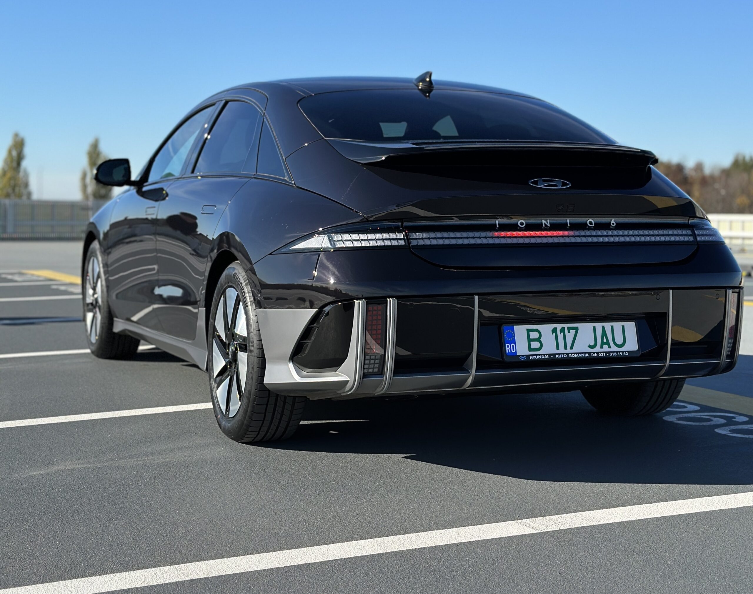 Hyundai Ioniq 6: Un nou jucător important pe piața mașinilor electrice ...
