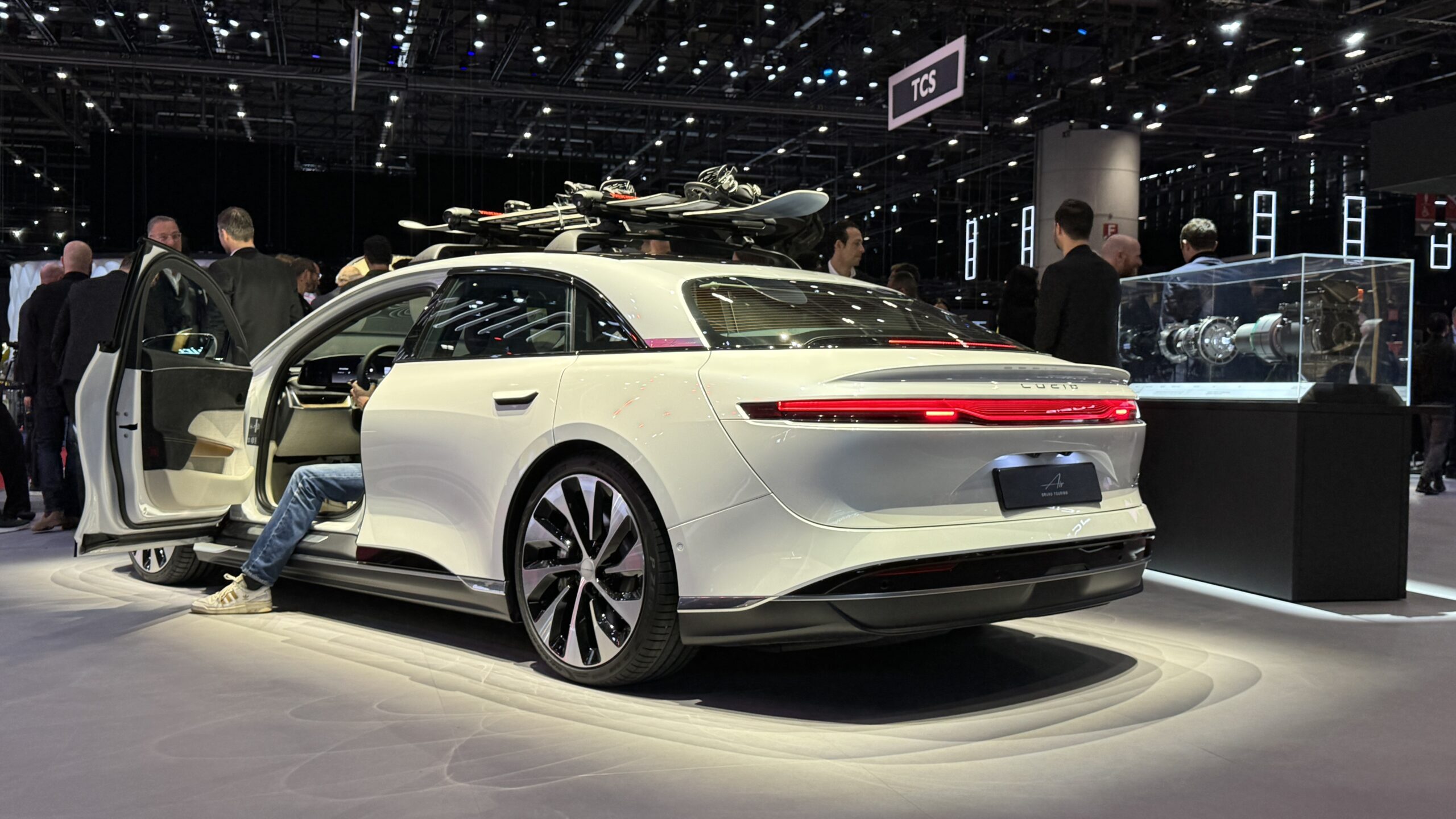 Lucid Motors vine la Geneva. Cu ce mașini ne încântă producătorul ...