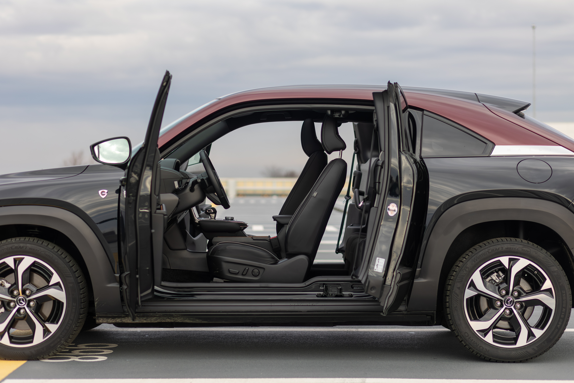 Test drive Mazda MX-30 Plug-In Hybrid - Motorul rotativ s-a întors