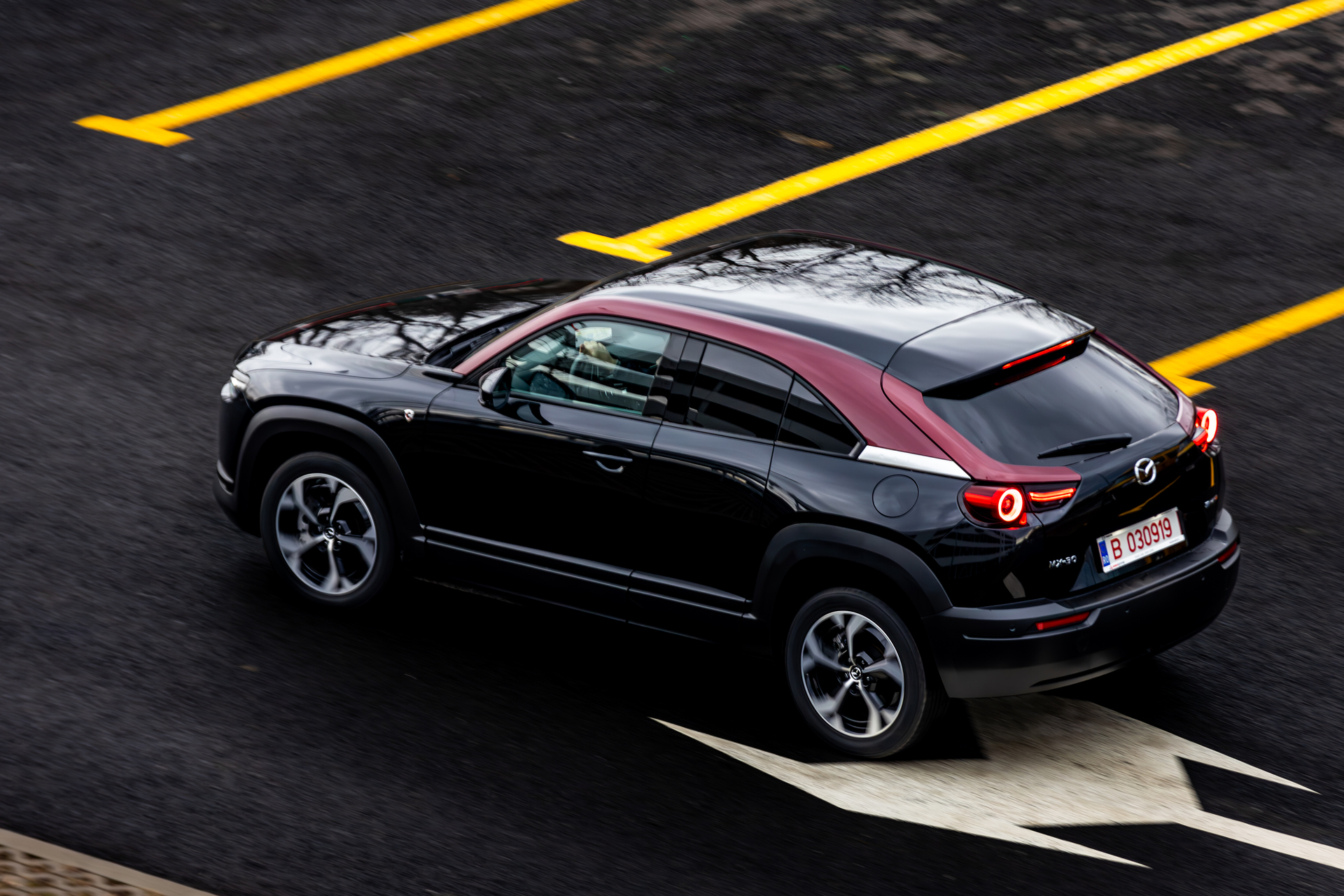 Test drive Mazda MX-30 Plug-In Hybrid - Motorul rotativ s-a întors