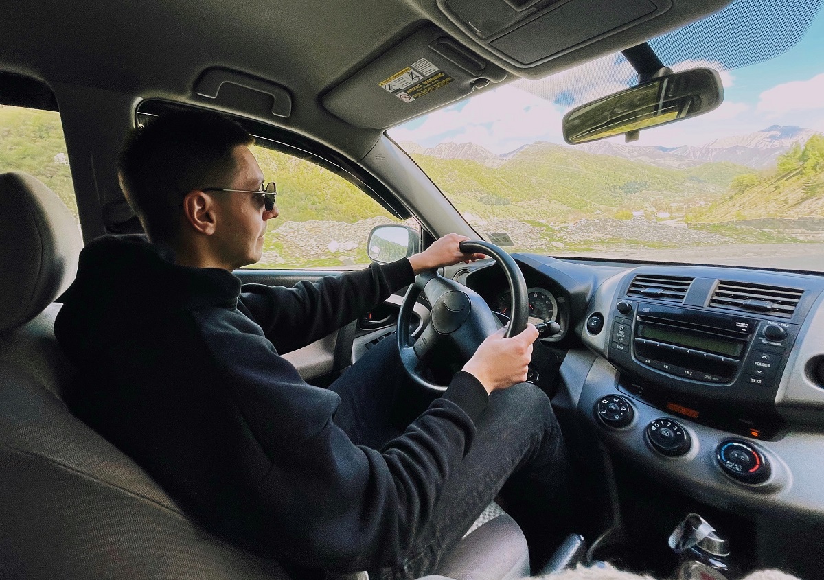 2024: Ai voie să conduci în afara țării dacă ești șofer începător? Ce ...